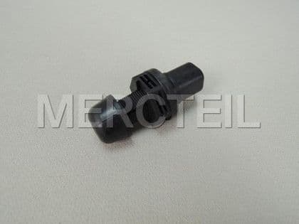 Buy the spare part Mercedes-Benz A4477430100 door retainer