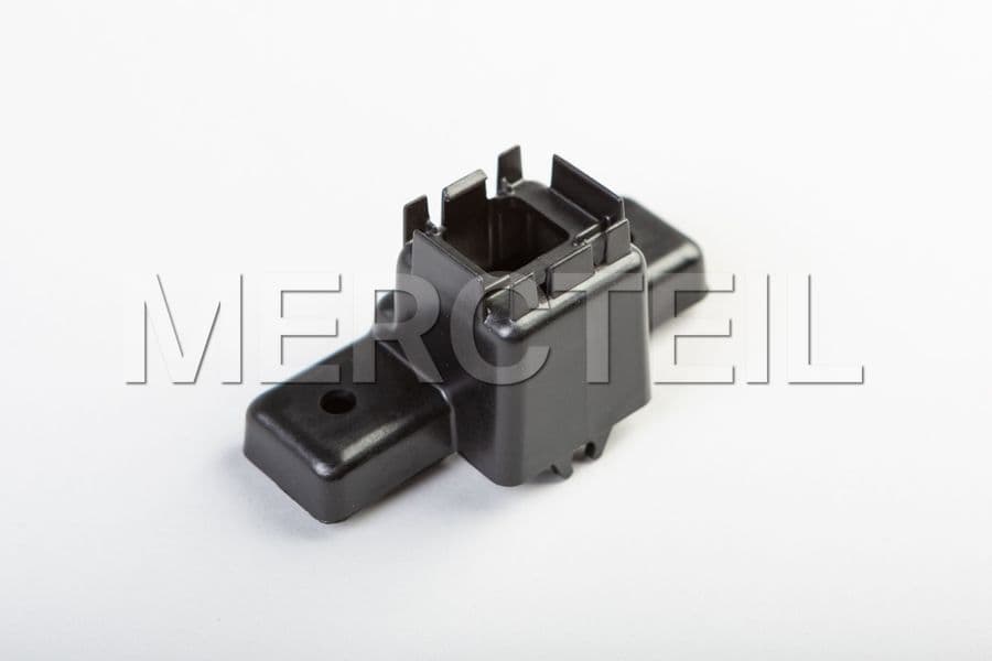 Buy the spare part Mercedes-Benz A44788800329051 retaining bracket