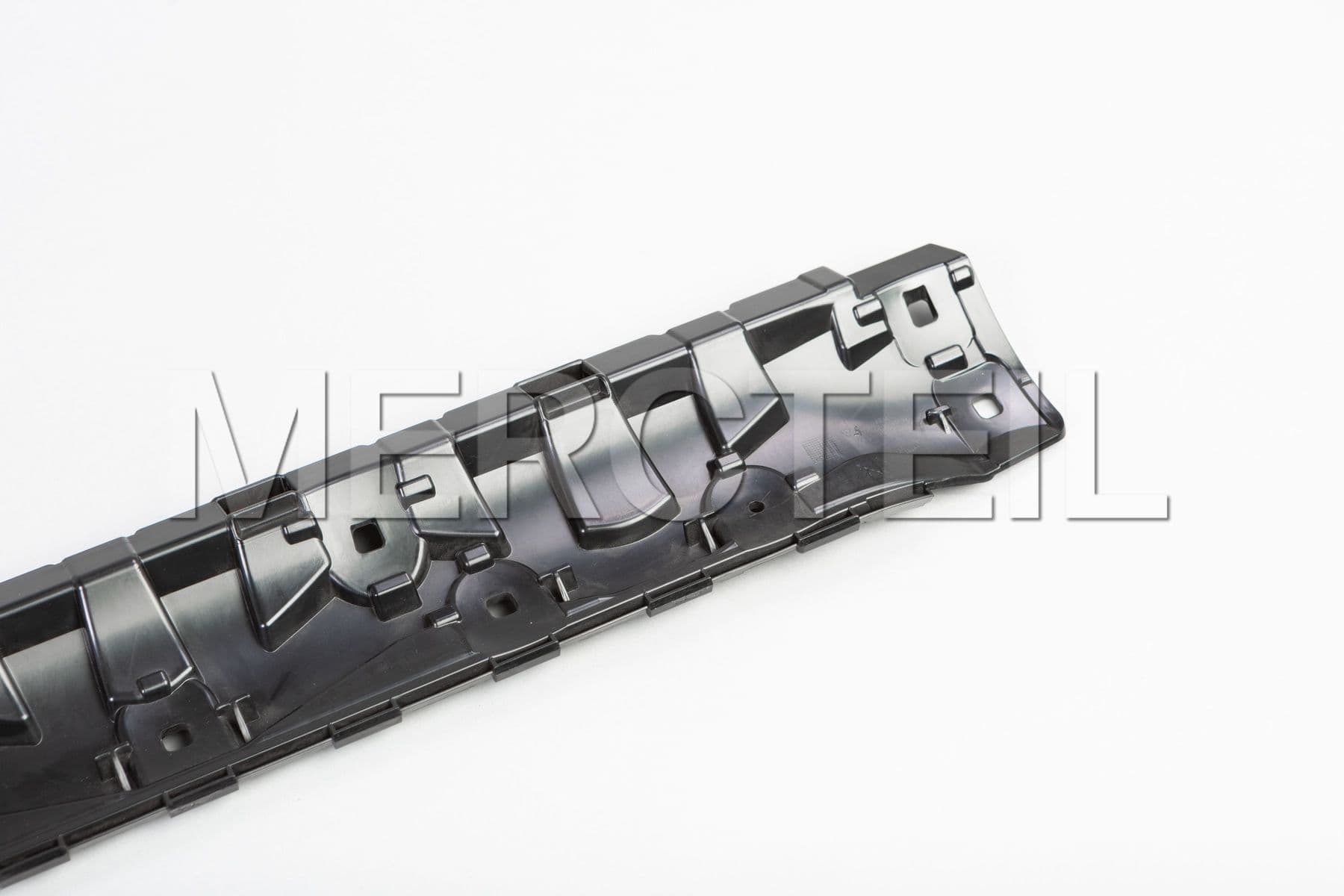 Buy the spare part Mercedes-Benz A4486980100 retaining rail
