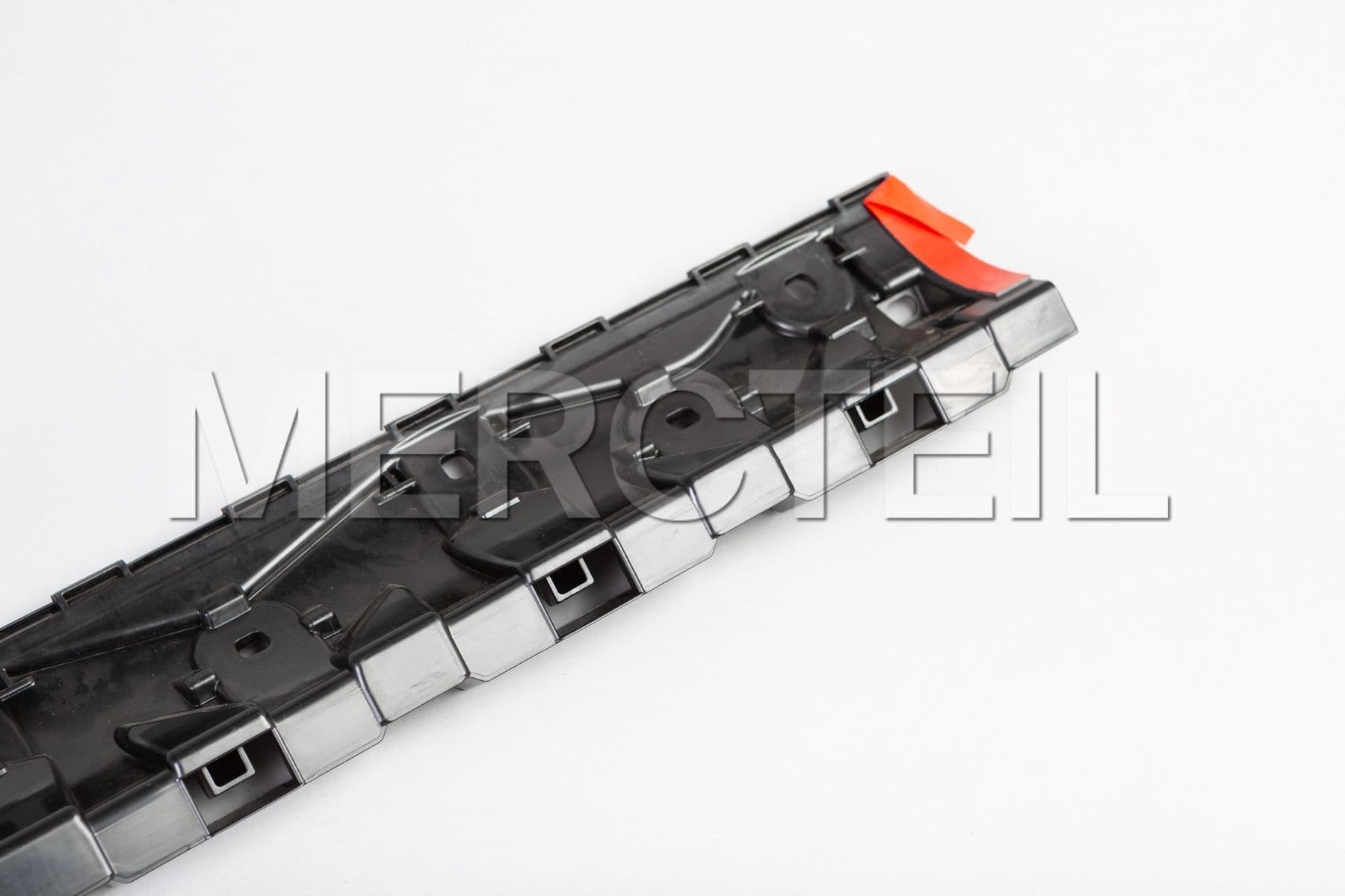 Buy the spare part Mercedes-Benz A4486980200 retaining rail