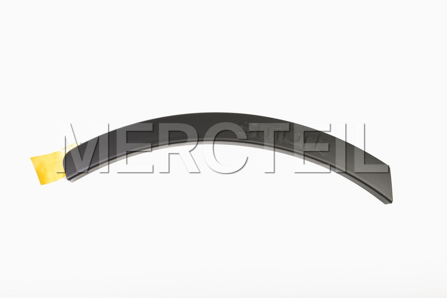 Buy the spare part Mercedes-Benz A4538840100 wheel house covering