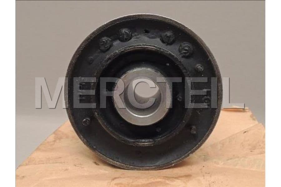 Buy the spare part Mercedes-Benz A4603330314 mountcontrol armmetal