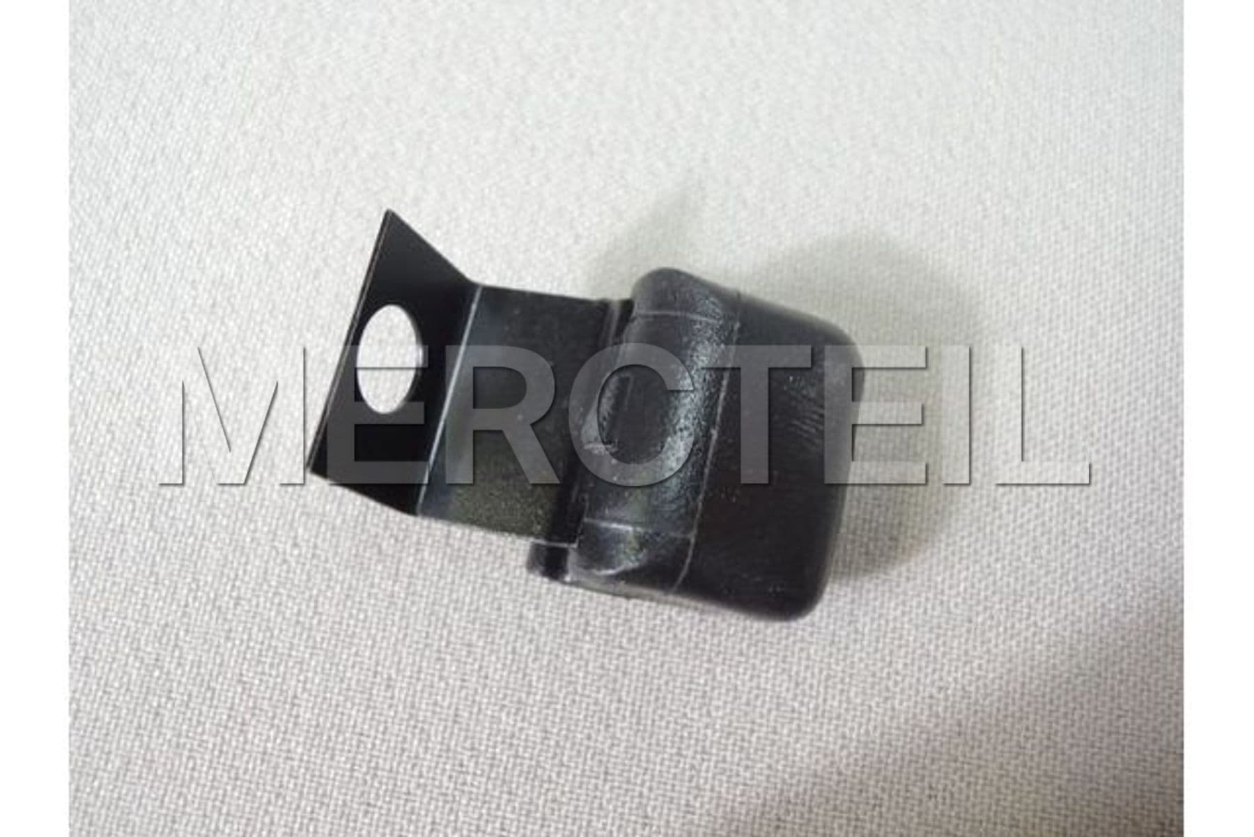 Buy the spare part Mercedes-Benz A4607200025 window guide