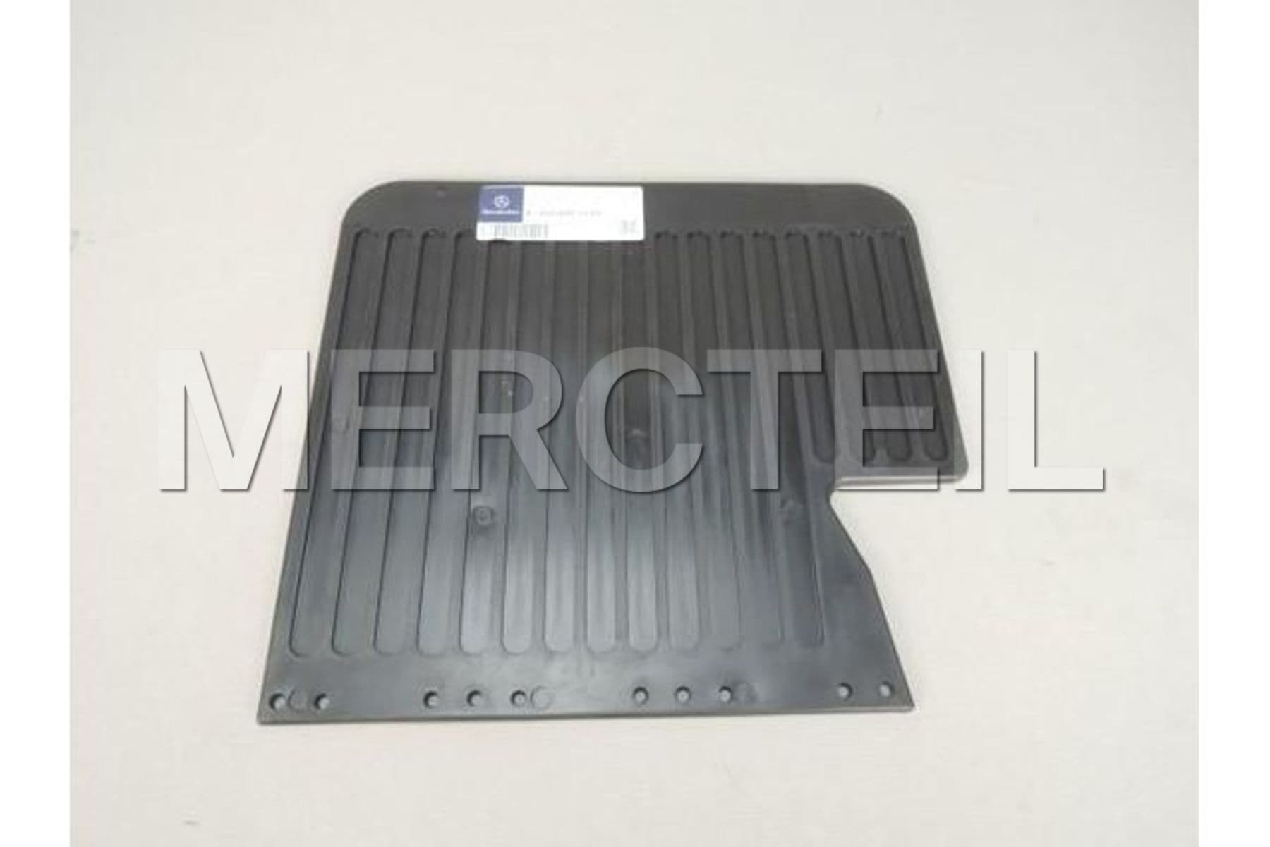 Buy the spare part Mercedes-Benz A4608891105 mud apron