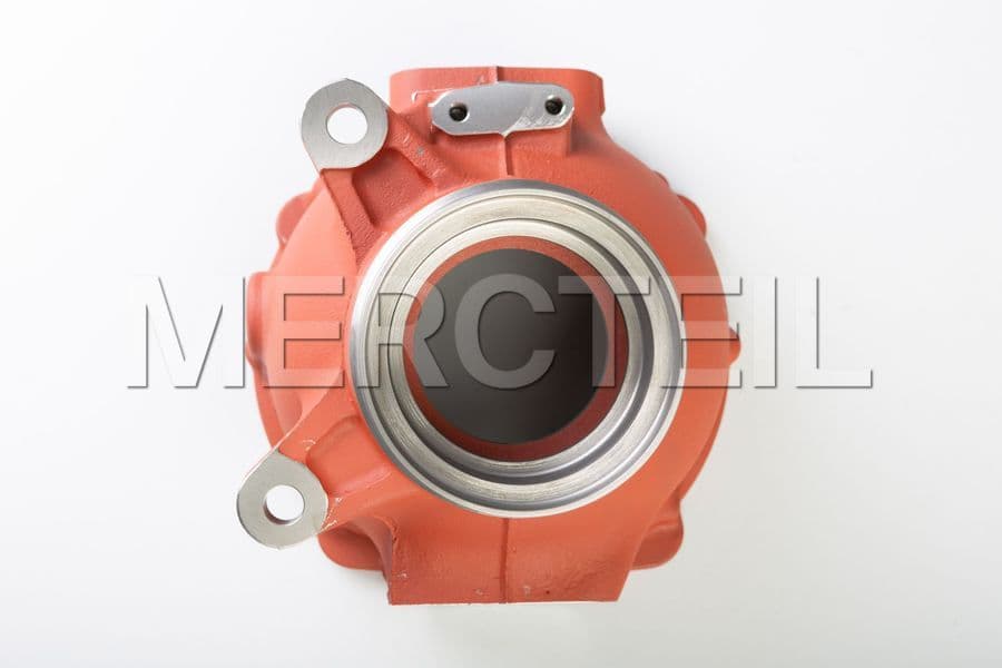 Buy the spare part Mercedes-Benz A4633371006 front axle joint housing