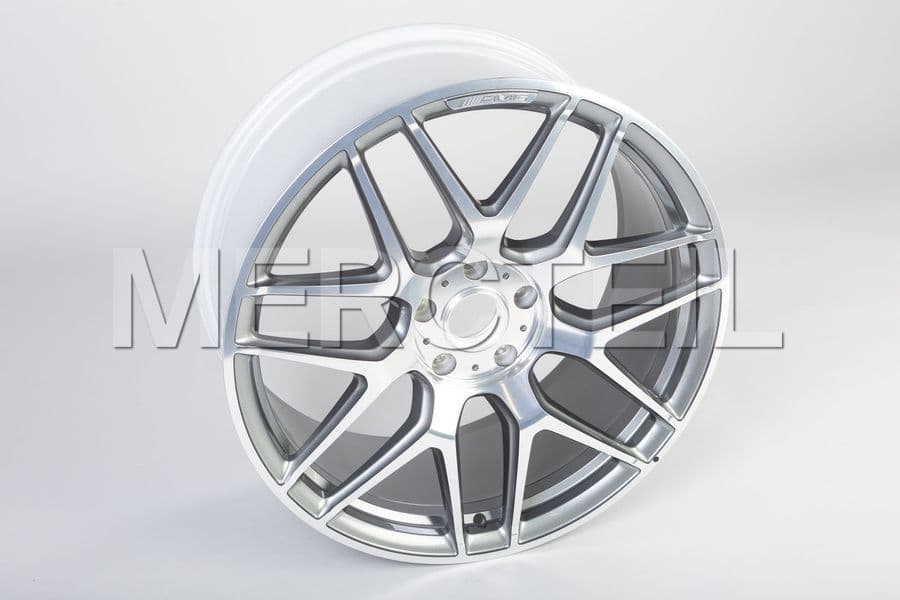 Buy the spare part Mercedes-Benz A46340120007X21 spoked wheel