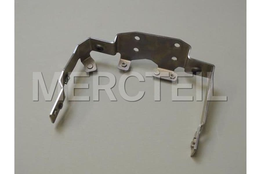 Buy the spare part Mercedes-Benz A4635007631 bracket