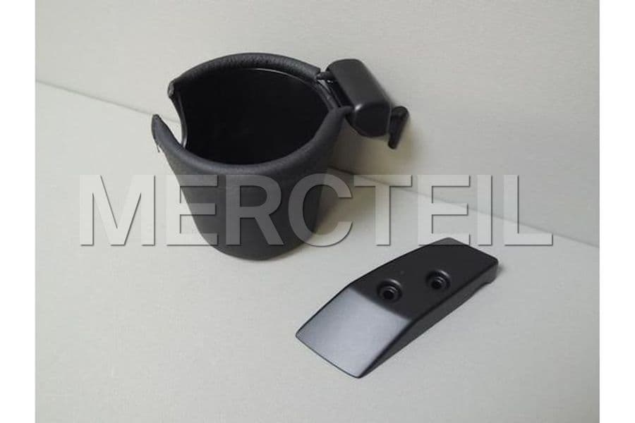 Buy the spare part Mercedes-Benz A46368024919040 tray