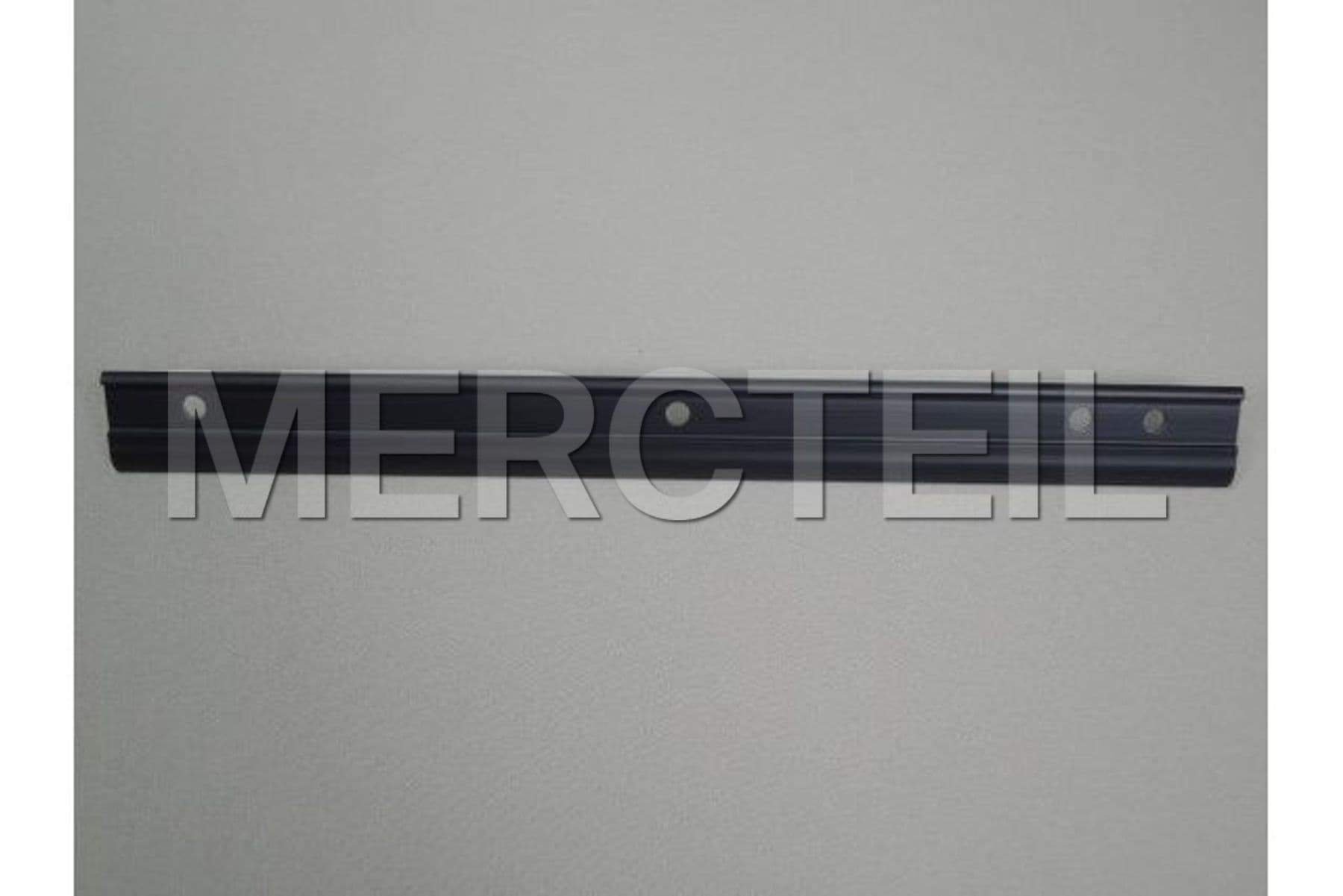 Buy the spare part Mercedes-Benz A4636860436 cover raildoor sill