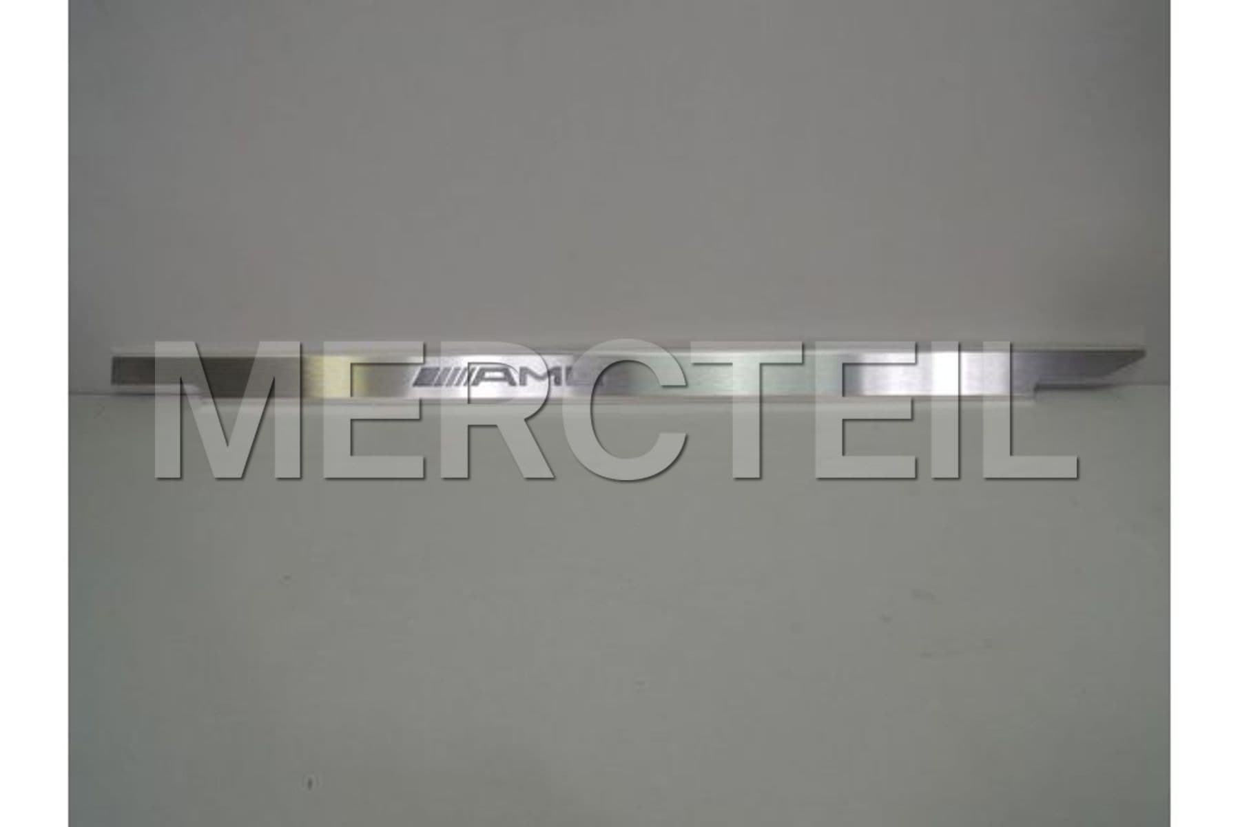 Buy the spare part Mercedes-Benz A4636865436 rail