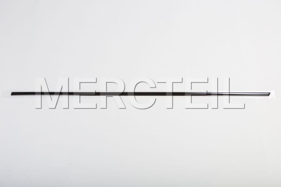 Buy the spare part Mercedes-Benz A4636986701 ornamental molding