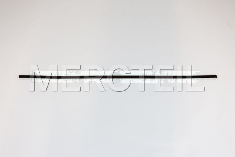 Buy the spare part Mercedes-Benz A4636988101 ornamental molding