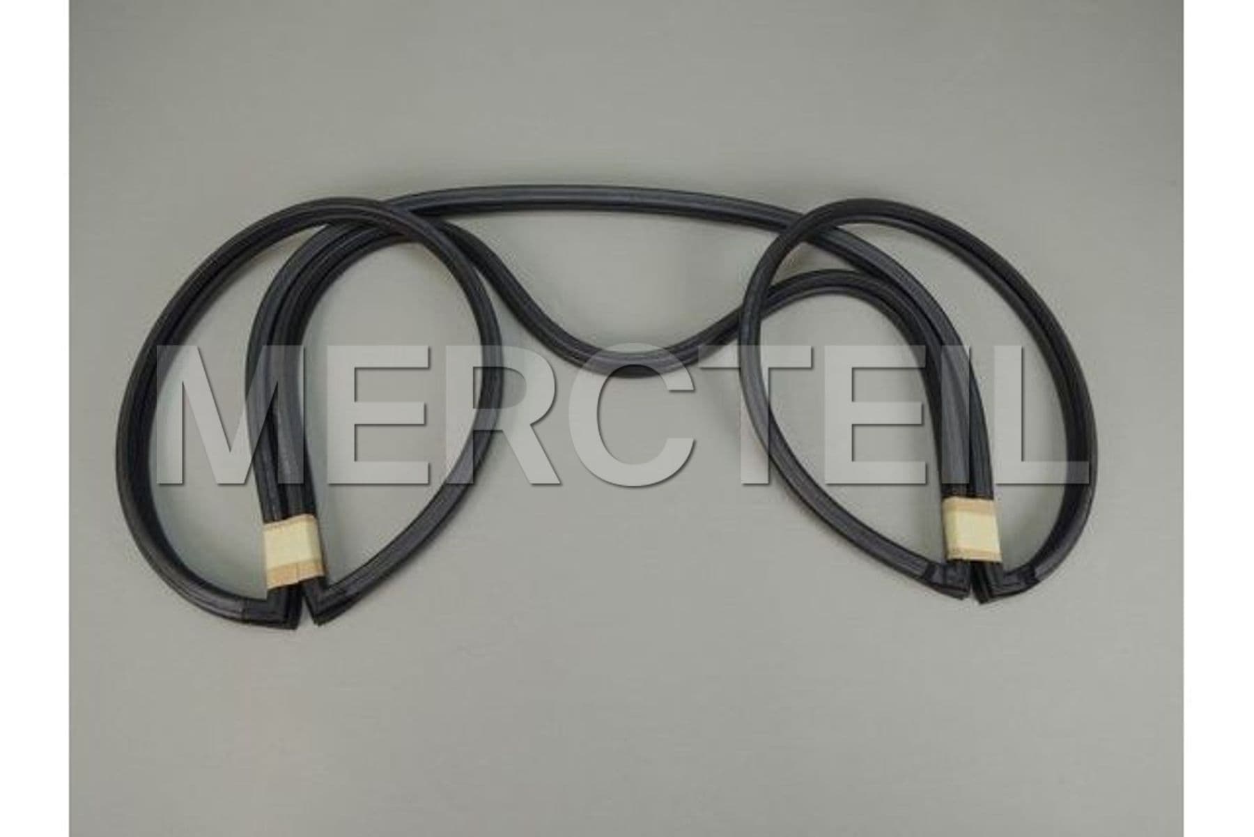 Buy the spare part Mercedes-Benz A4637400278 door seal