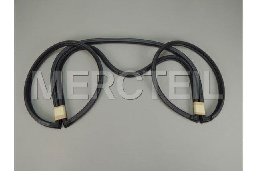 Buy the spare part Mercedes-Benz A4637400278 door seal