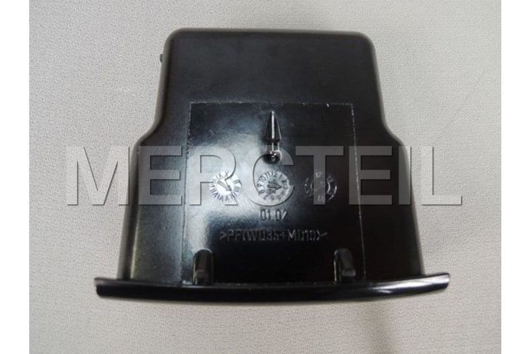 Buy the spare part Mercedes-Benz A4638100630 ashtray