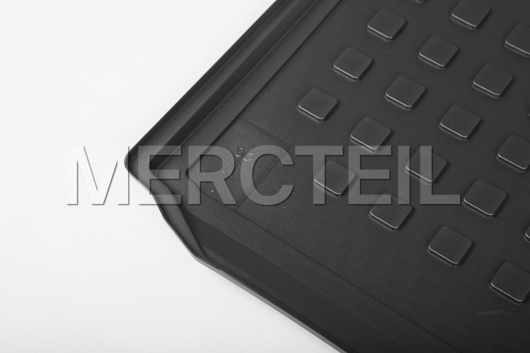 Buy the spare part Mercedes-Benz A4638140000 trunk tub