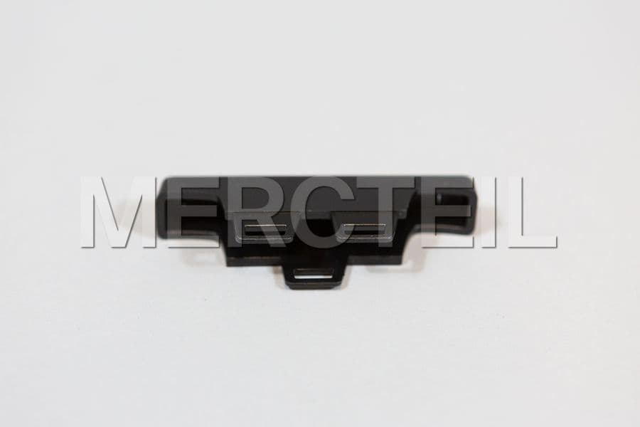 Buy the spare part Mercedes-Benz A4638173300 model plate