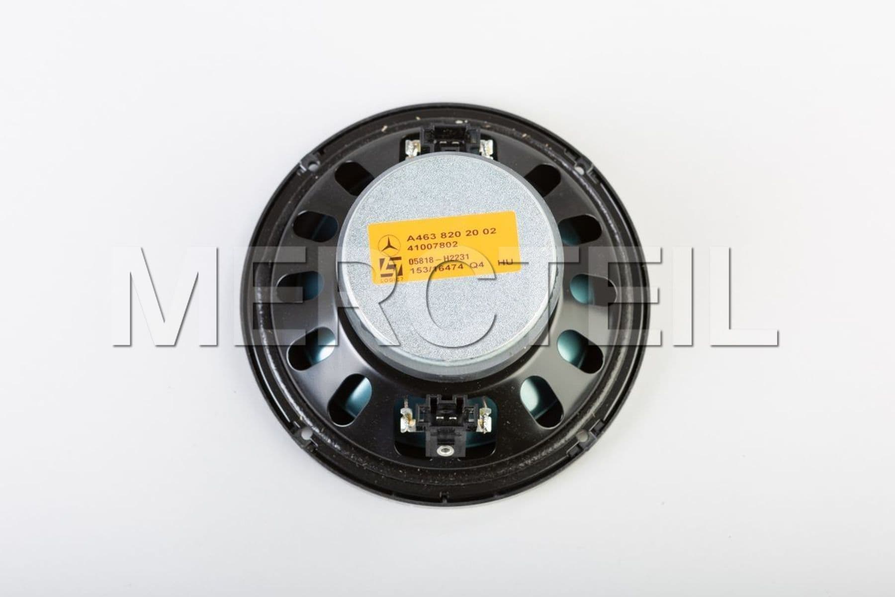 Buy the spare part Mercedes-Benz A4638202002 loudspeaker