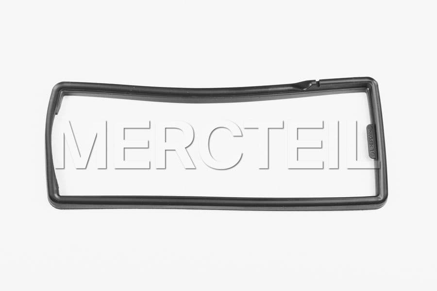 Buy the spare part Mercedes-Benz A4638260158 seal