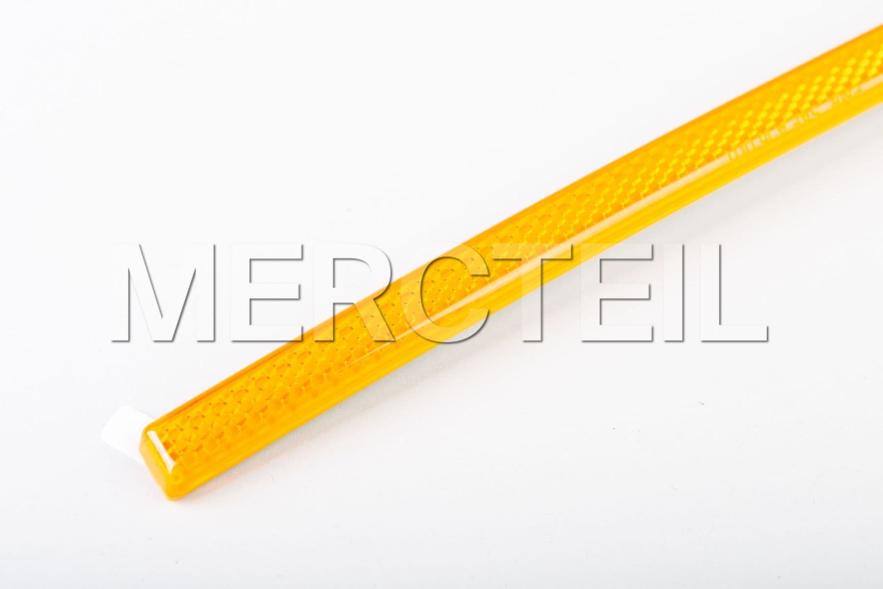 Kaufen Sie das Ersatzteil Mercedes-Benz A4638262000 reflektor