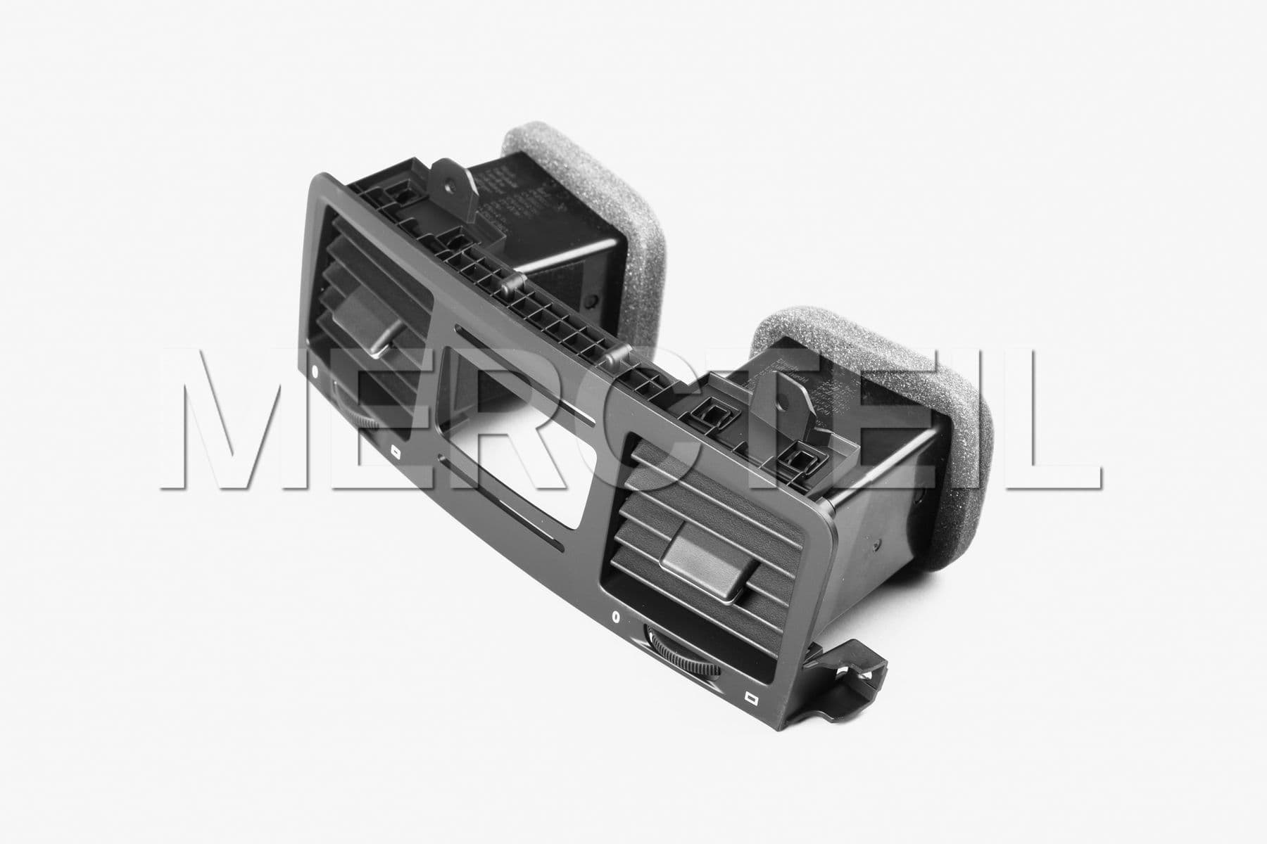 Buy the spare part Mercedes-Benz A4638301554 air nozzle