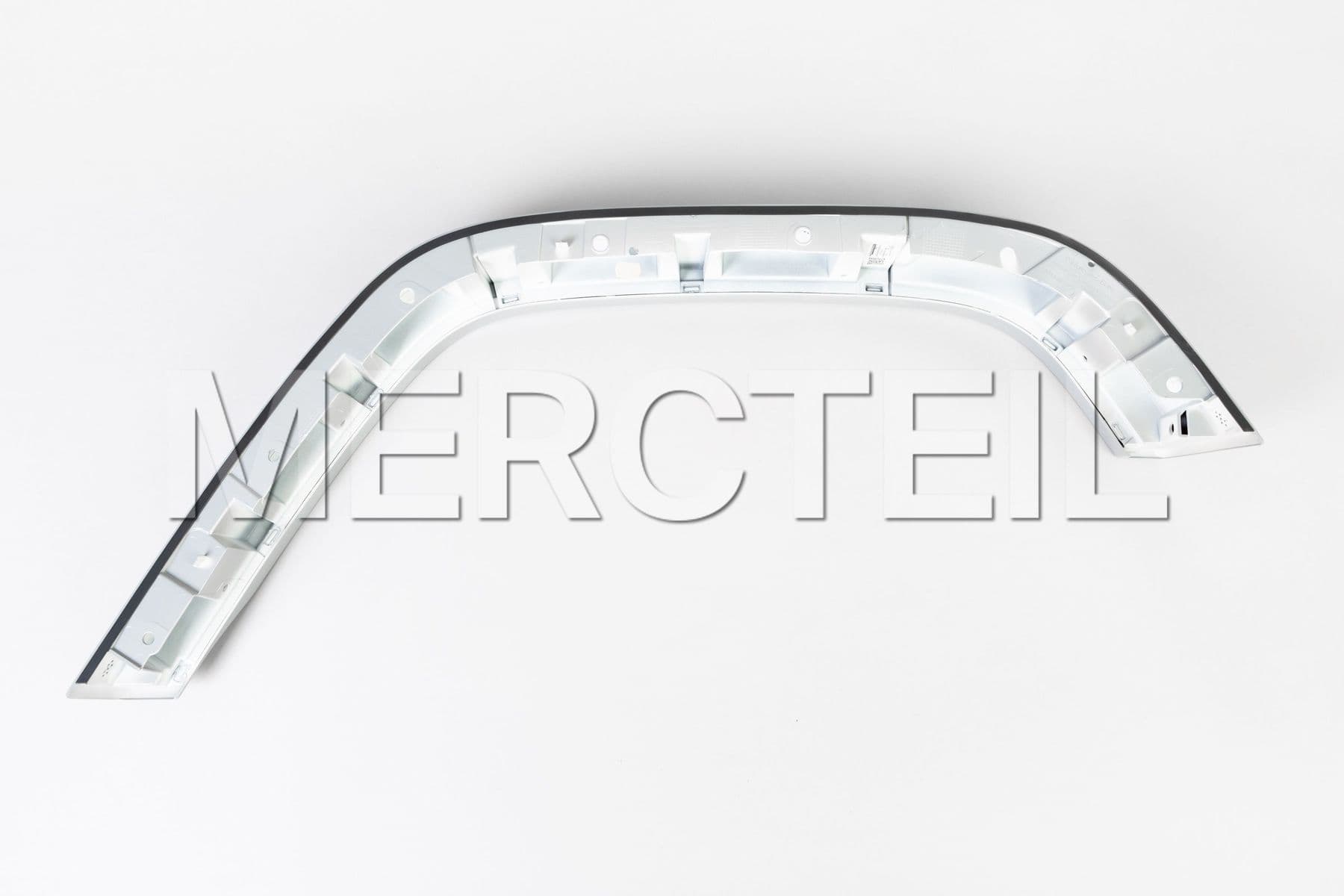 Kaufen Sie das Ersatzteil Mercedes-Benz A46388053039999 fender flare front