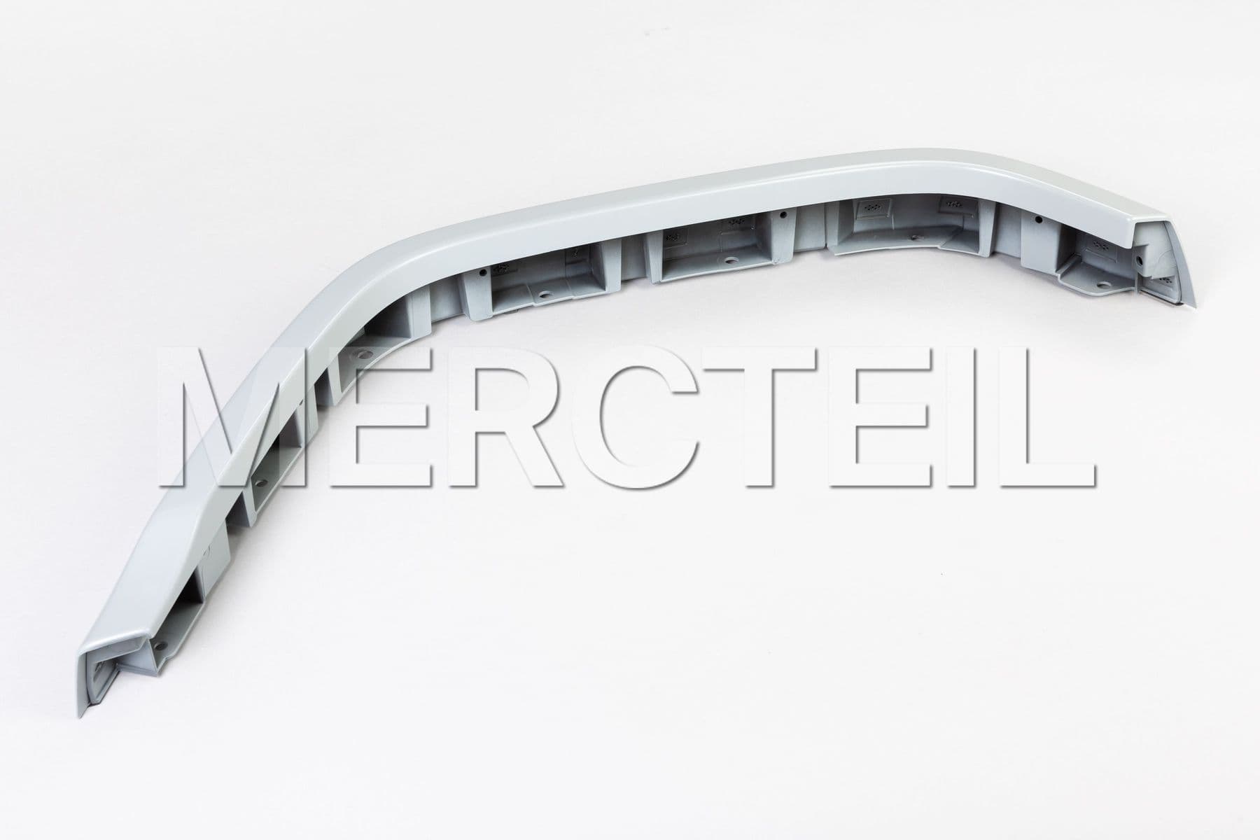 Buy the spare part Mercedes-Benz A46388054039999 fender flare front