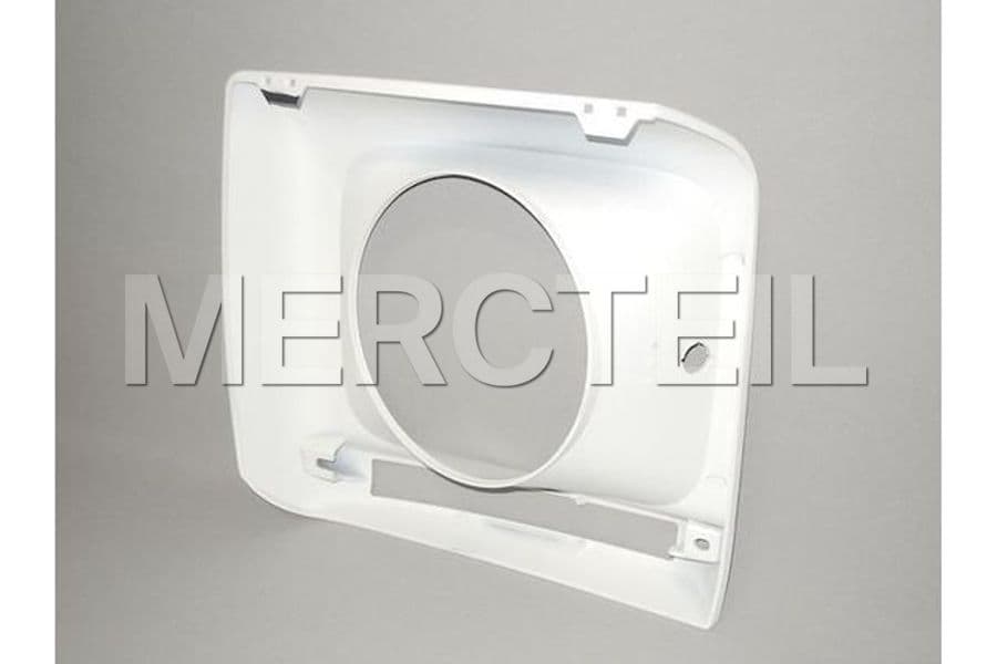 Buy the spare part Mercedes-Benz A4638840174 cover molding