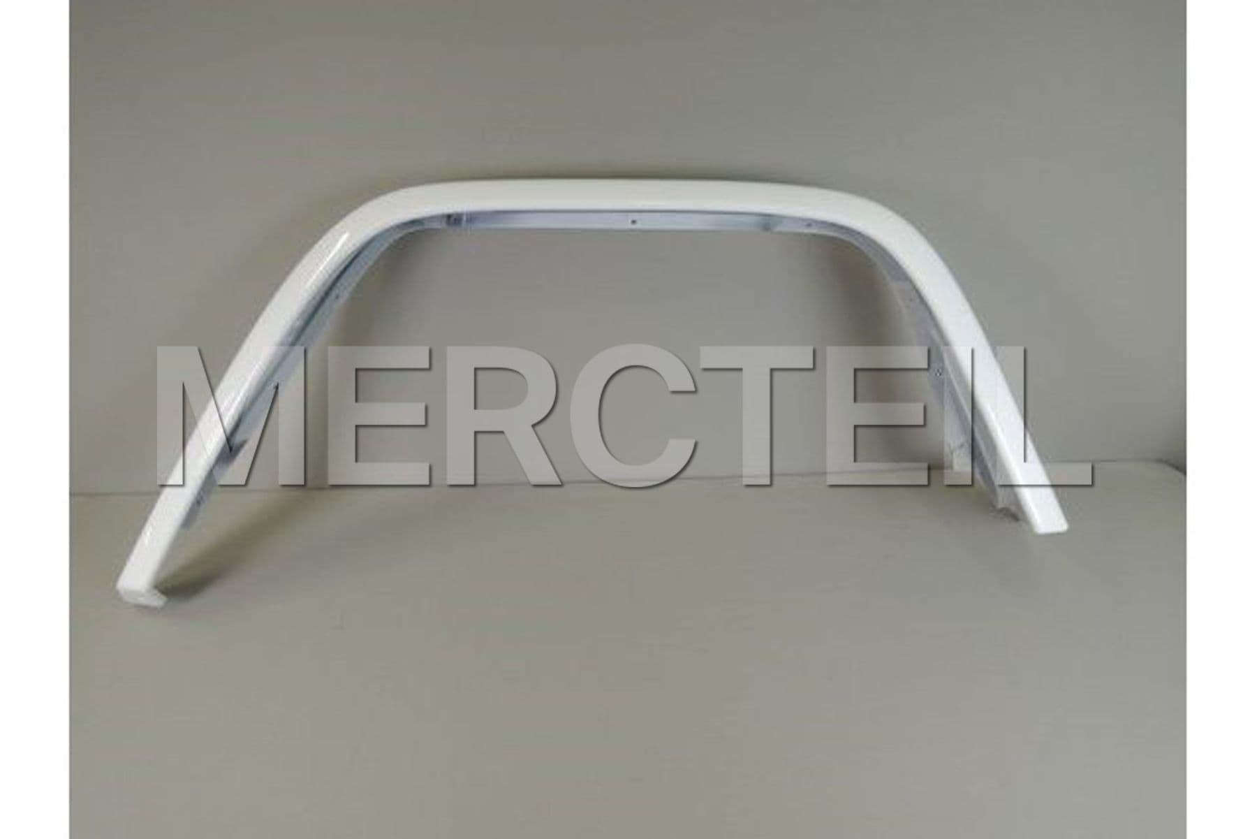 Buy the spare part Mercedes-Benz A46388424229149 wheel house covering