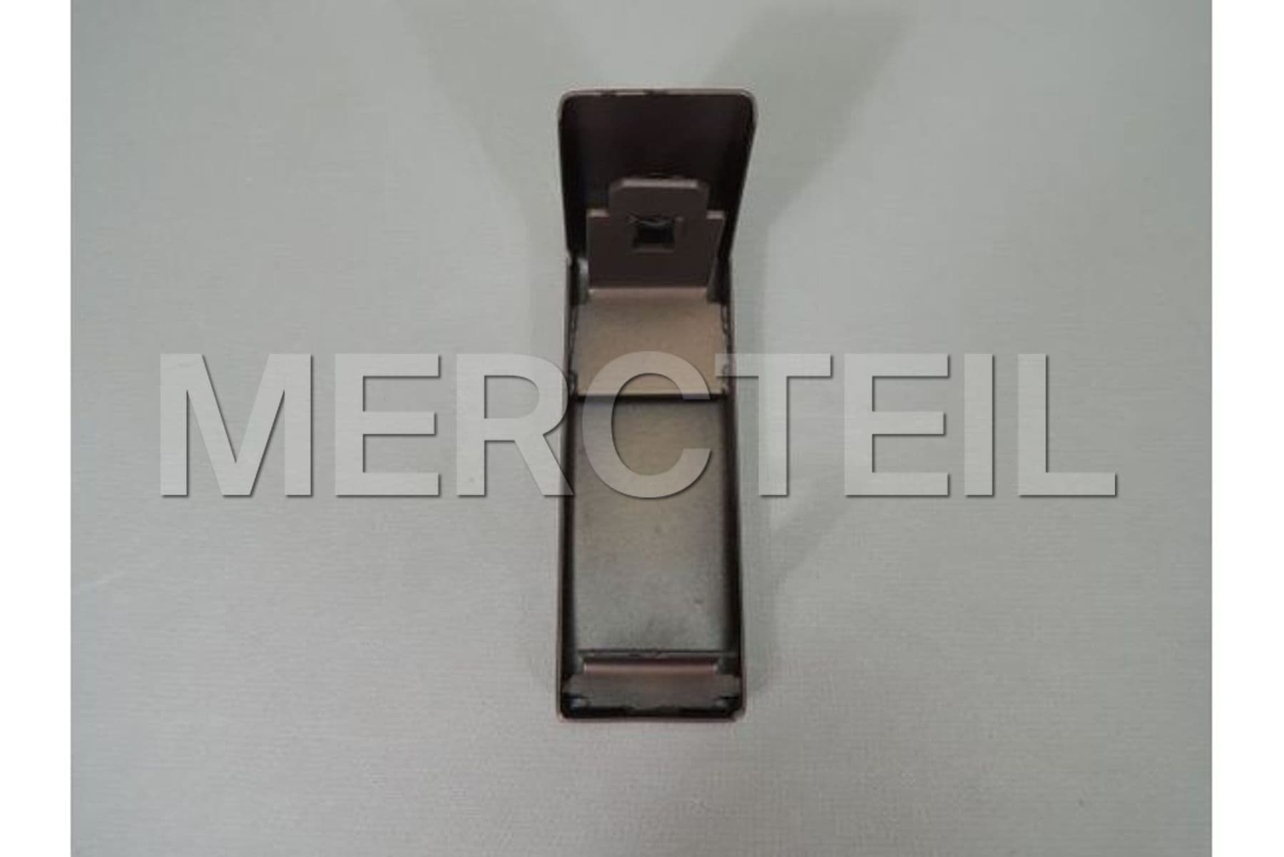 Buy the spare part Mercedes-Benz A4638850222BR front bumper cover r