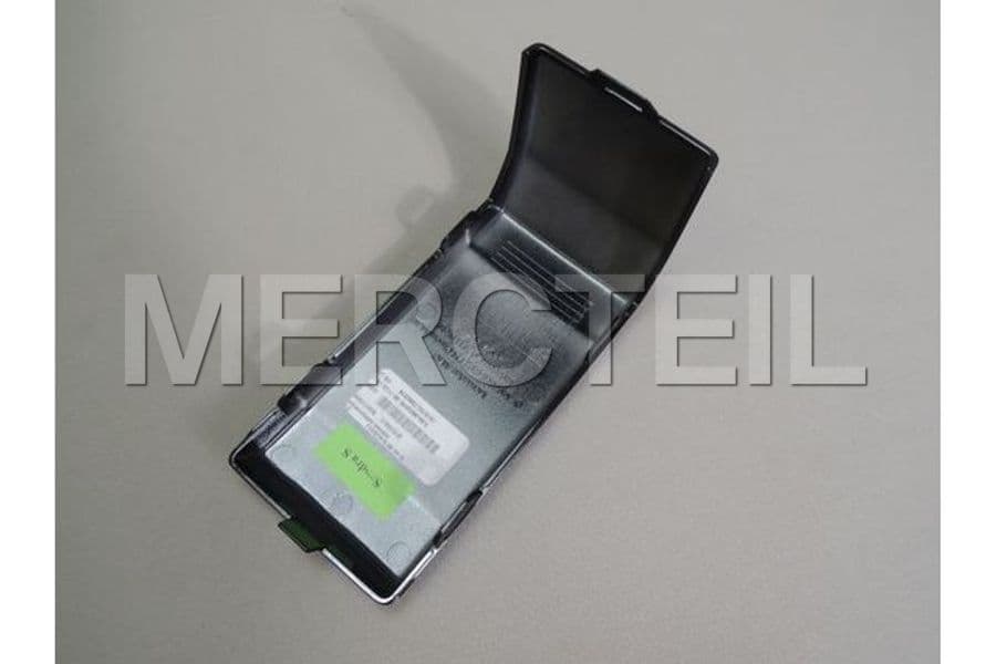 Buy the spare part Mercedes-Benz A4638851702 cover bumper area