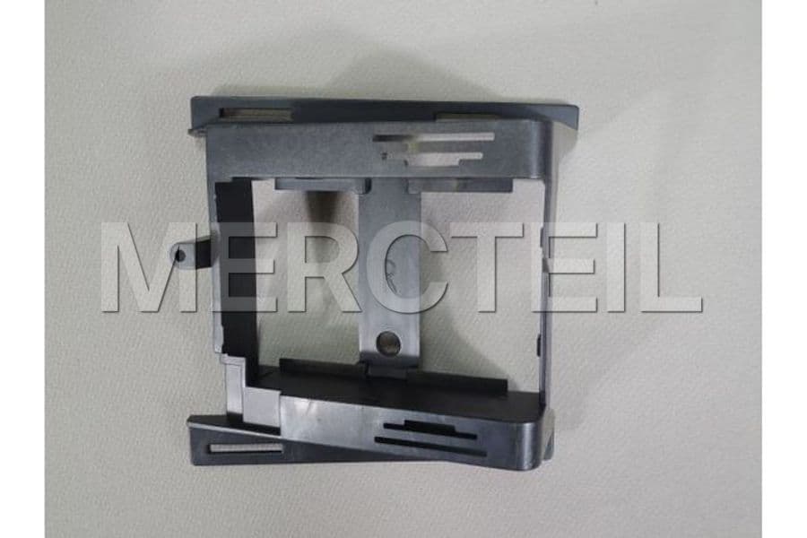 Buy the spare part Mercedes-Benz A4638853614 bracket