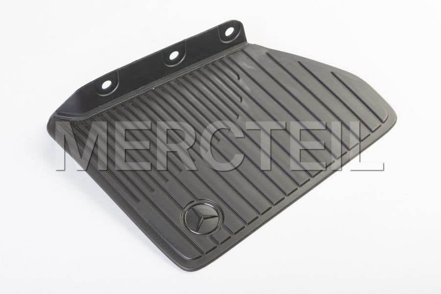 Buy the spare part Mercedes-Benz A46388909007C45 mud flap
