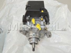 Buy the spare part Mercedes-Benz A6040700201 injection pump