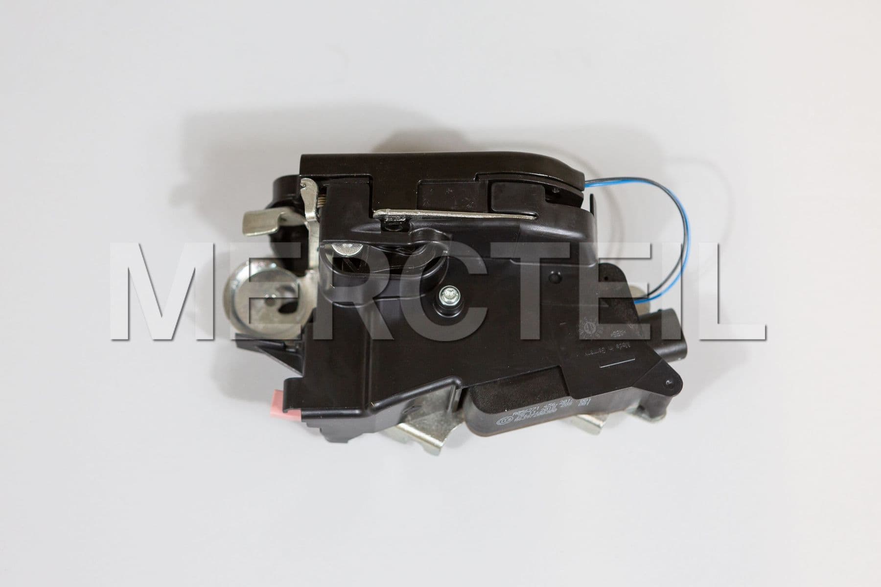 Buy the spare part Mercedes-Benz A6397200300 door lock