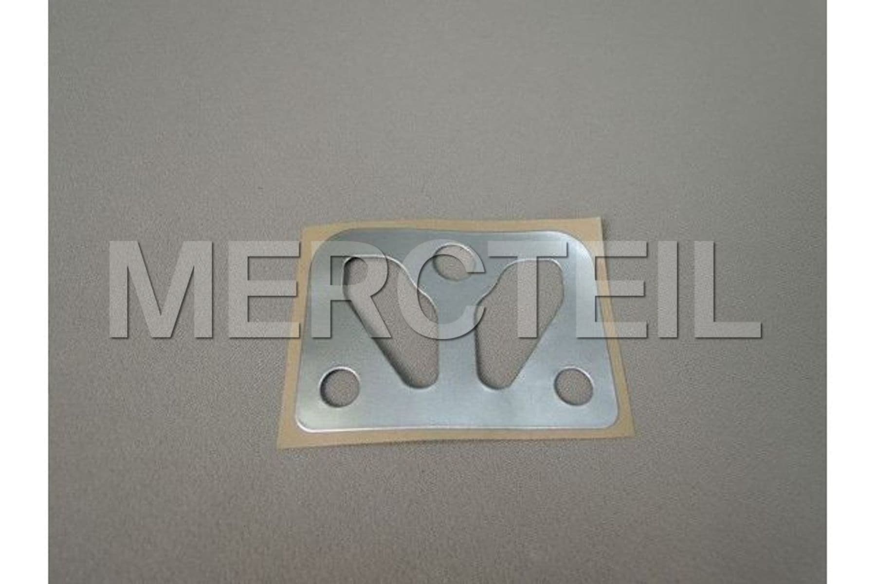 Buy the spare part Mercedes-Benz A6397430005 pad