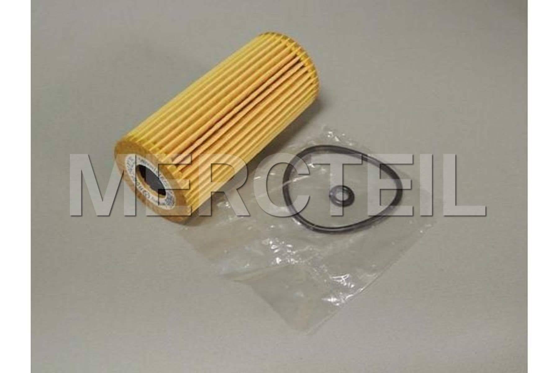 Buy the spare part Mercedes-Benz A6401800109 oil filter element