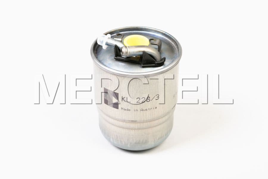 Buy the spare part Mercedes-Benz A6420920101 fuel filter