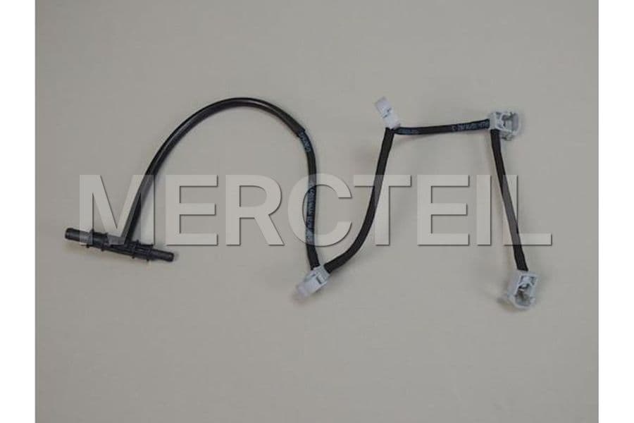 Buy the spare part Mercedes-Benz A6460702132 leak line