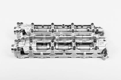 Buy the spare part Mercedes-Benz A6540502500 camshaft bearing housing