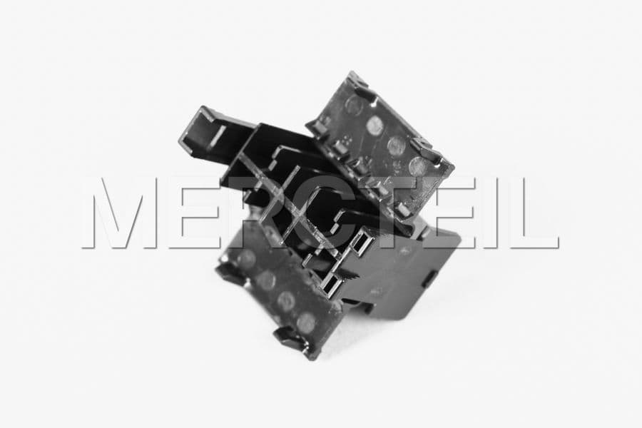 Buy the spare part Mercedes-Benz A6555450328 receptacle housing