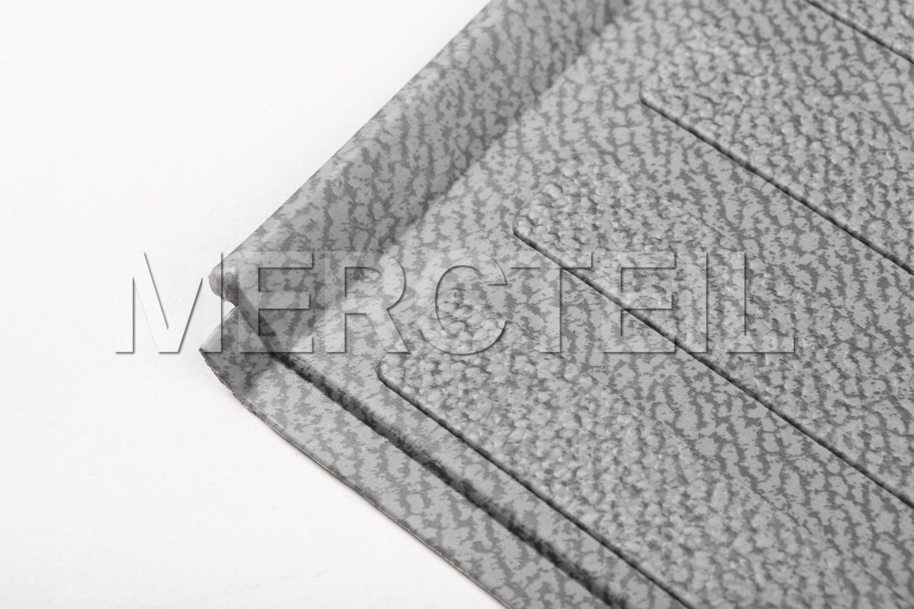 Buy the spare part Mercedes-Benz A901684980364 lining