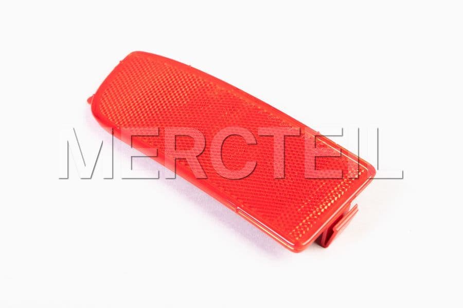 Buy the spare part Mercedes-Benz A9068260040 reflector