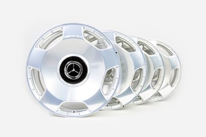 AMG GT Wheel Center Caps Black 290 Genuine Mercedes-AMG A00040049009040