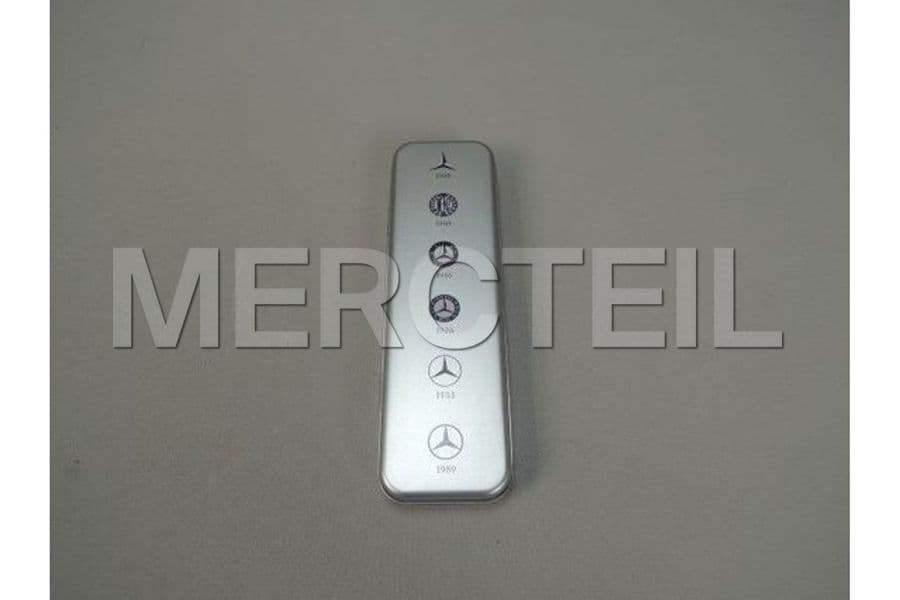 Buy the spare part Mercedes-Benz B66043065 pin set