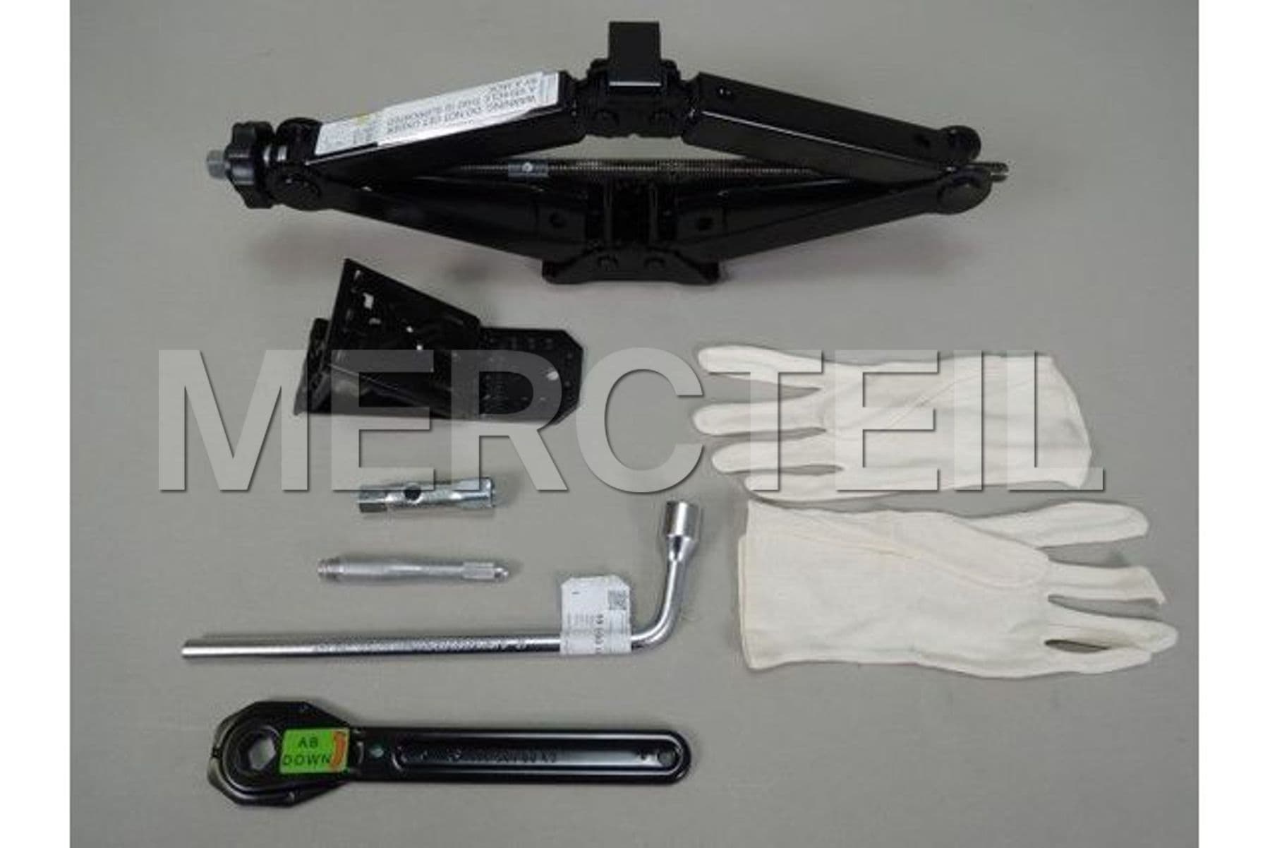 Mercedes Benz Tool Kit at Alex Ansell blog