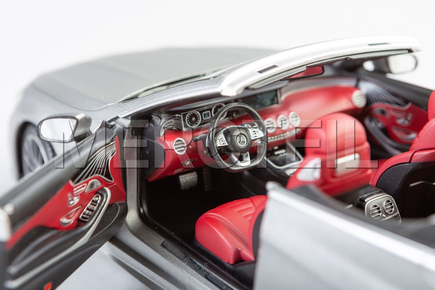 Buy the spare part Mercedes-Benz B66960355 s klasse cabrio