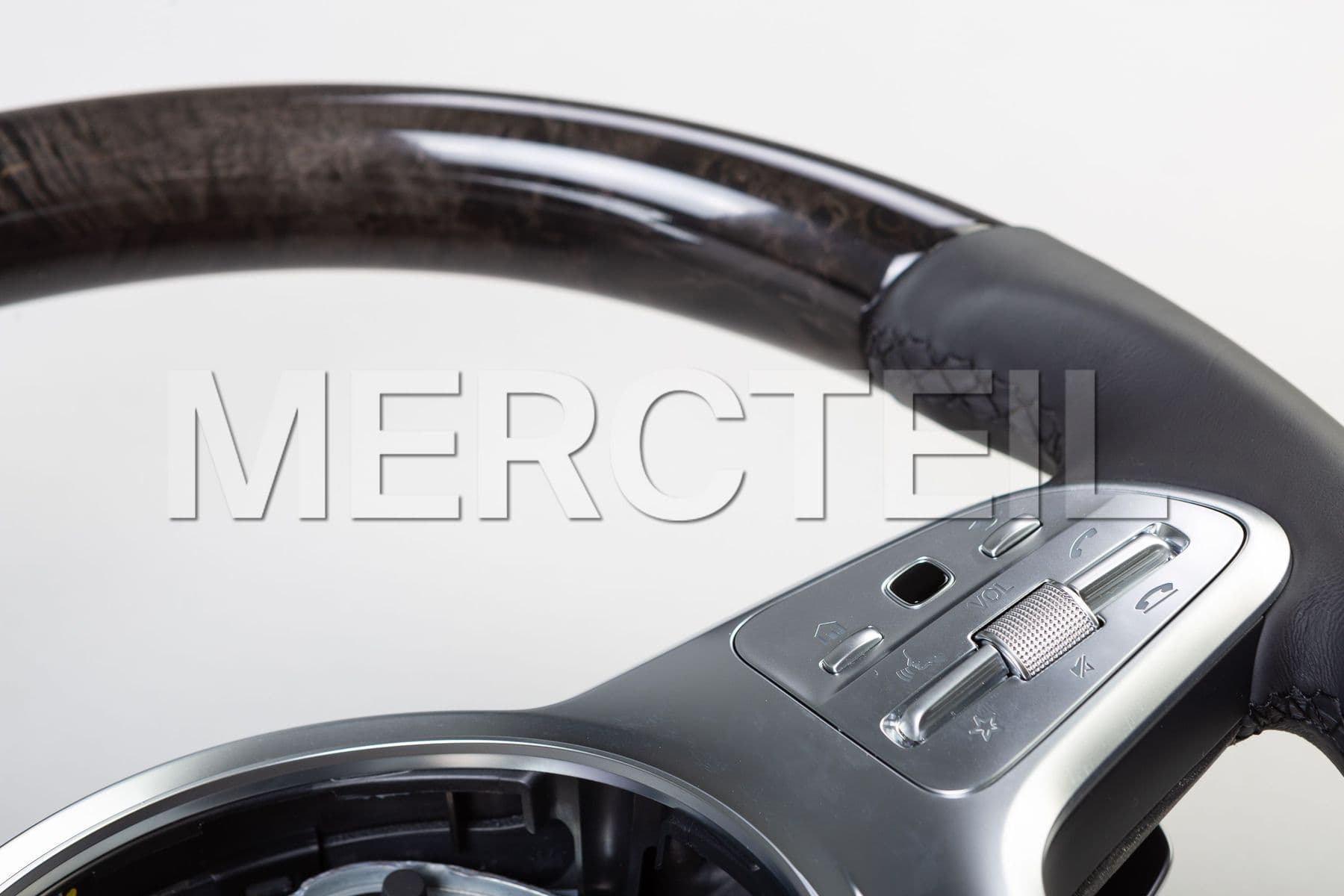 Buy the spare part Mercedes-Benz MA00046036049E38 maybach steering ...