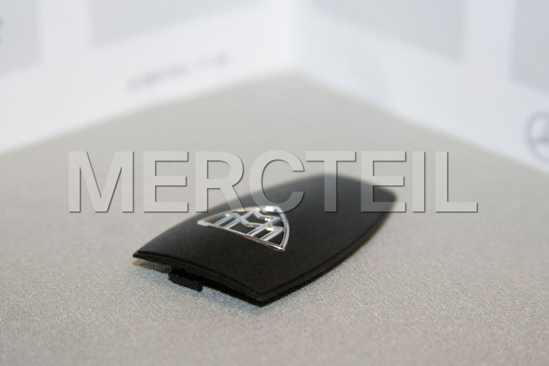 Maybach Logo Key Cover Genuine Mercedes-Maybach A0007600400