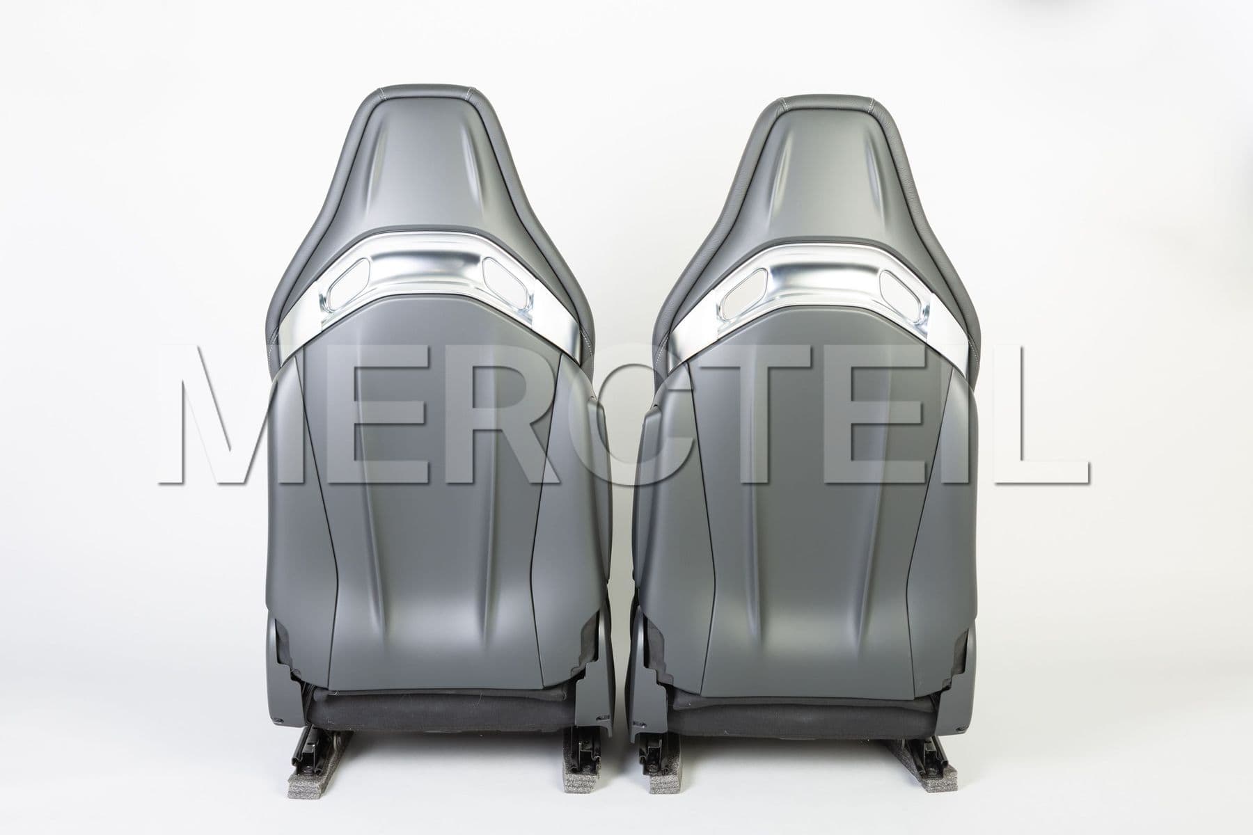 Buy the spare part Mercedes-Benz MW17668011 fl a 45 performance seats ...